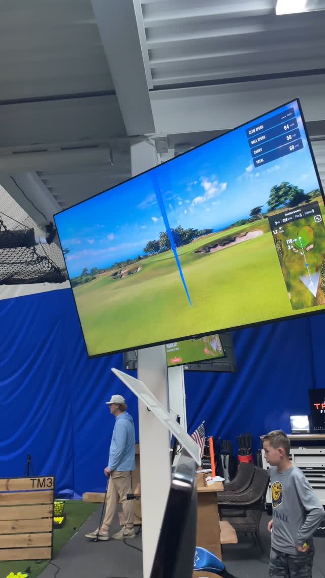 @the_golf_dome via Instagram | Gondola