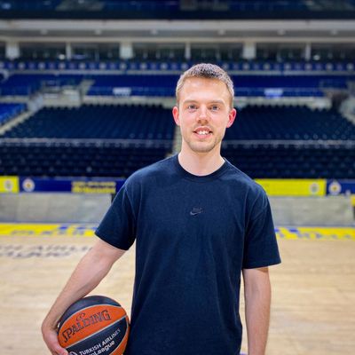 Josh Round | Gondola